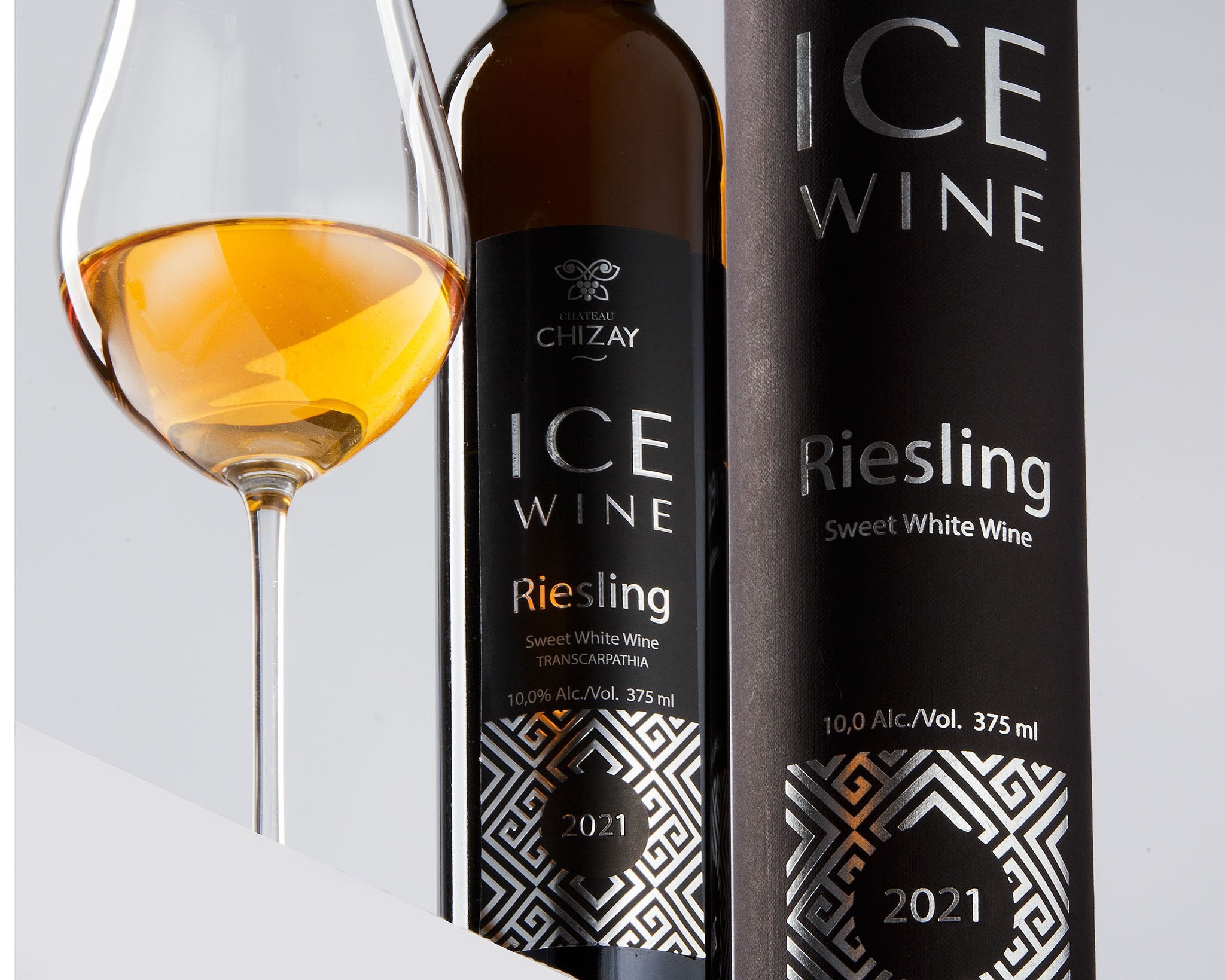 Купити унікальне солодке вино Ice Wine (Айсвайн)