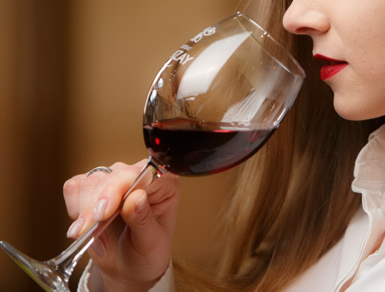 Semi-sweet red wine Red Blend